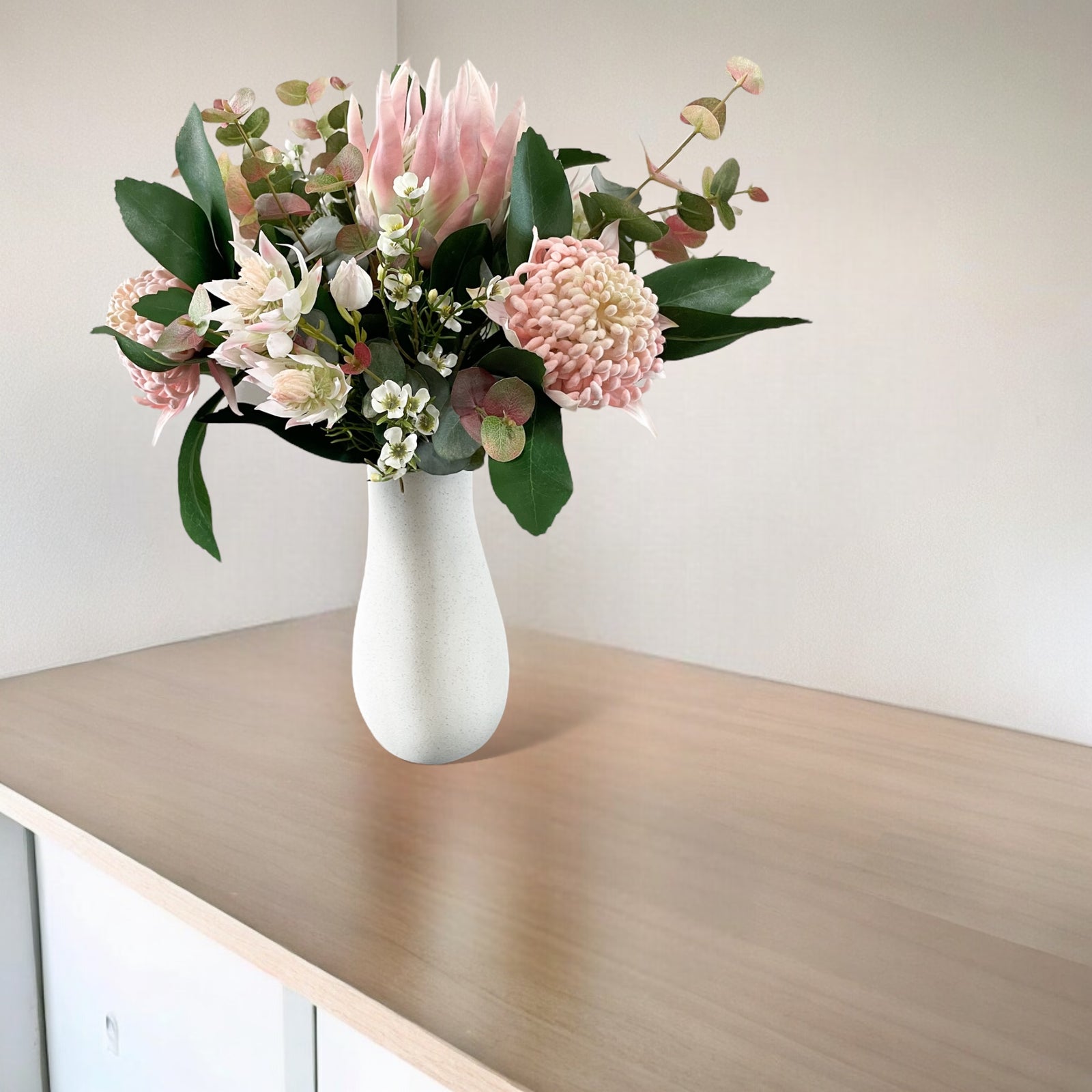 Artificial Native Flower Arrangements & Bouquets – Seaholly Flowers